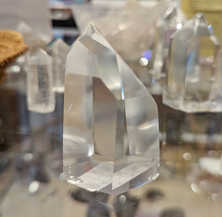 Clear Quartz Generator Aprx 3